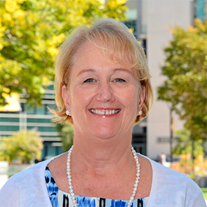 Mentor Gallery - Leadership Institute for Tomorrow | CSUF